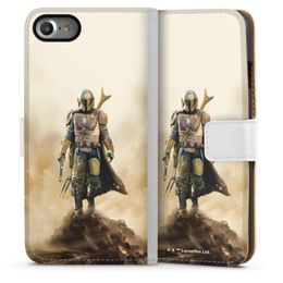 DeinDesign iPhone SE (2020) Handy Klapph&uuml;lle Handyh&uuml;lle aus Kunst Leder wei&szlig; Flip Case Official Licensed Product The Mandalorian Star Wars Sideflip mit Lasche