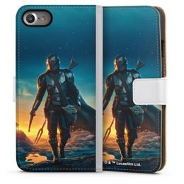 DeinDesign iPhone SE (2022) Handy Klapph&uuml;lle Handyh&uuml;lle aus Kunst Leder wei&szlig; Flip Case Star Wars The Mandalorian Sunset Sideflip mit Lasche