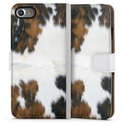 DeinDesign iPhone SE (2020) Handy Klapph&uuml;lle Handyh&uuml;lle aus Kunst Leder wei&szlig; Flip Case Cow Skin Fur Cow Sideflip mit Lasche