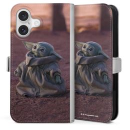 DeinDesign iPhone 16 Handy Klapph&uuml;lle Handyh&uuml;lle aus Kunst Leder wei&szlig; Flip Case The Child Star Wars Baby Yoda Sideflip mit Lasche