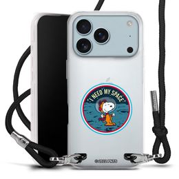 DeinDesign iPhone 17 Pro Handy Carry Case H&uuml;lle mit Band Handykette zum Umh&auml;ngen schwarz Peanuts Weltall Snoopy Carry Case