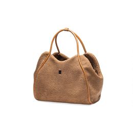 Designed by Lotte Transporttasche Tebby cognac