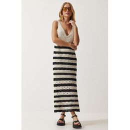 Happiness Istanbul Strickkleid in Schwarz/ Creme - 64% | Damen-kleider