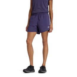 New Balance Sport Essential 5 Inch Short Damen