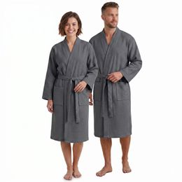 NYVI Bademantel NYVISpa Waffelpique - Unisex Saunamantel f&uuml;r Damen & Herren aus 100% Baumwolle - luftig leichter & atmungsaktiv Farbe:Anthrazit;Gr&ouml;&szlig;e:M