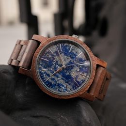 Damenuhr Sommerabend, Lapislazuli im Zifferblatt & Armband aus Holz