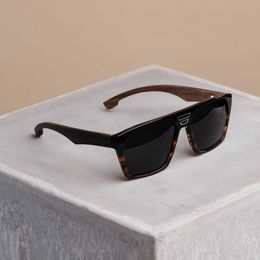 Holzkern Sonnenbrille The Globetrotter (Leadwood/Black Coffee)