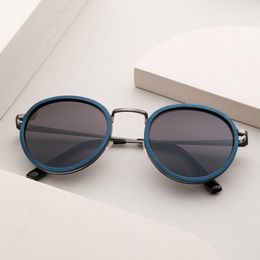Holzkern Sonnenbrille The Loving (Ahorn/Dunkelgrau)
