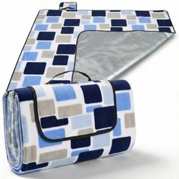Detex Picknickdecke Quadrate/Blau 2x2m