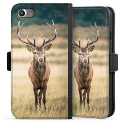 DeinDesign iPhone SE (2020) Handy Klapph&uuml;lle Handyh&uuml;lle aus Kunst Leder schwarz Flip Case Forrest Meadow Deer Sideflip mit Lasche