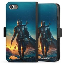 DeinDesign iPhone SE (2020) Handy Klapph&uuml;lle Handyh&uuml;lle aus Kunst Leder schwarz Flip Case Sunset Star Wars The Mandalorian Sideflip mit Lasche