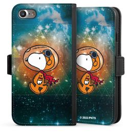 DeinDesign iPhone SE (2020) Handy Klapph&uuml;lle Handyh&uuml;lle aus Kunst Leder schwarz Flip Case Official Licensed Product Astronaut Snoopy Sideflip mit Lasche