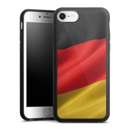 DeinDesign iPhone SE (2020) Handy Gallery Case Handyh&uuml;lle 9H Geh&auml;rtetes Glas R&uuml;ckseite H&uuml;lle Flags Flag Germany Gallery Case