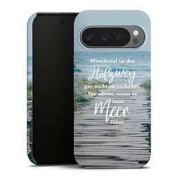 DeinDesign Google Pixel 9 Pro Handy Panzer Handyh&uuml;lle robuste Outdoor H&uuml;lle Schutzh&uuml;lle gl&auml;nzend Statement Beach Spruch Tough Case