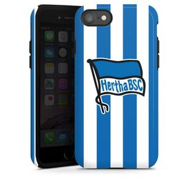 DeinDesign iPhone SE (2020) Handy Panzer Handyh&uuml;lle robuste Outdoor H&uuml;lle Schutzh&uuml;lle gl&auml;nzend Flag Hertha Bsc Stripes Tough Case