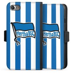 DeinDesign iPhone SE (2020) Handy Klapph&uuml;lle Handyh&uuml;lle aus Kunst Leder schwarz Flip Case Hertha Bsc Stripes Flag Sideflip mit Lasche