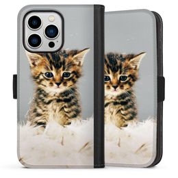 DeinDesign iPhone 13 Pro Handy Klapph&uuml;lle Handyh&uuml;lle aus Kunst Leder schwarz Flip Case Cat Pet Feather Sideflip mit Lasche