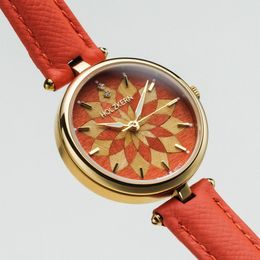Damen Holzuhr Mirrormaze Tulpenbaumholz & Edelstahl in Gold Holzkern