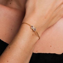 Elegantes Damen Armband Mosaic, Gold mit Walnuss Anh&auml;nger