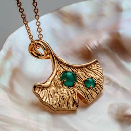 Holzkern Chalice Halskette Damen Gold und Chalcedon