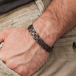 Herren Armband Acoustic aus antiksilber Edelstahl/Walnuss, Geschenksidee f&uuml;r Herren; Holzkern