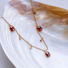 Holzkern Halsketten Damen Gold und Granat