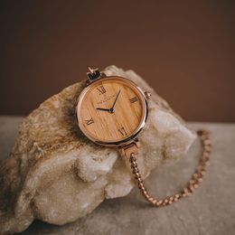 Holzkern Holzuhr Lili (Olive/Ros&eacute; Gold), Damen, Naturholz