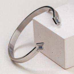 Holzkern Awakening Cuff Damen Silber und Lapislazuli