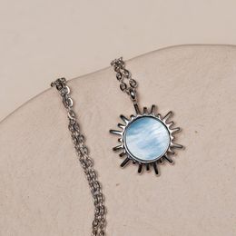 Holzkern Shade Halskette Damen Silber und Blaues Perlmutt