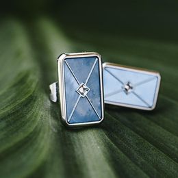Holzkern Aquarell Ohrringe Damen Silber und Blaues Perlmutt