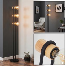 hofstein Moderne Stehlampe Voril mit drei naturfarbenen Holzfassungen und Metallb&uuml;geln mit Fu&szlig;schalter und schlanker S&auml;ulenform f&uuml;r Wohnzimmer oder Schlafzimmer im Vintage-Boho-Look