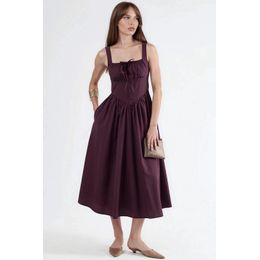 Midi-Kleid mit quadratischem Kragen und Knopfdetails