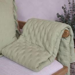 Chic Antique Aix Soft Quilt - Kuscheldecke im Vintage Landhausstil Verte - 180 x 130 cm skandinavische Deko Online Shop