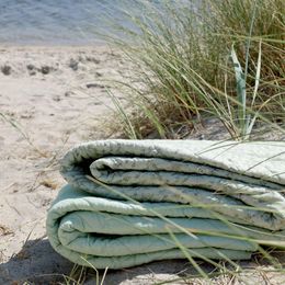 Chic Antique Aix Quilt mit Blumenmuster Baumwolle 130 x 180 cm, verte skandinavische Deko Online Shop