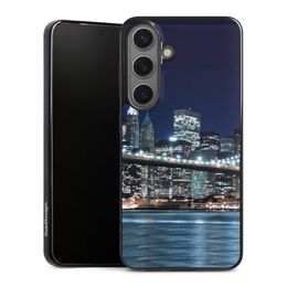 DeinDesign Galaxy S25 Handy Slim Case extra d&uuml;nn Silikon Handyh&uuml;lle schwarz H&uuml;lle Usa Brooklyn Bridge New York Silikon Slim Case