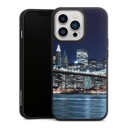 DeinDesign iPhone 13 Pro Handy Premium Silikon H&uuml;lle Handyh&uuml;lle schwarz Case Usa Brooklyn Bridge New York Silikon Premium Case