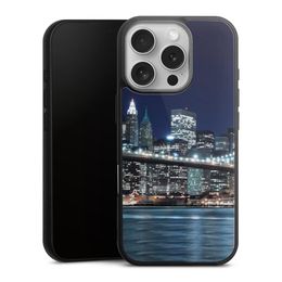 DeinDesign iPhone 16 Pro Handy Gallery Case Handyh&uuml;lle 9H Geh&auml;rtetes Glas R&uuml;ckseite H&uuml;lle Usa Brooklyn Bridge New York Gallery Case