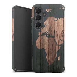 DeinDesign Galaxy S25 FE Handy Panzer Handyh&uuml;lle robuste Outdoor H&uuml;lle Schutzh&uuml;lle gl&auml;nzend Wooden Look Map World Map Tough Case