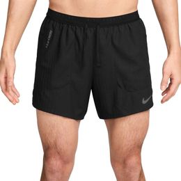 Nike Stride Aero-Fit 5-Inch Shorts Bekleidung Herren schwarz