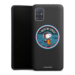 DeinDesign Galaxy A51 Handy Premium Silikon H&uuml;lle Handyh&uuml;lle schwarz Case Peanuts Weltall Snoopy Silikon Premium Case