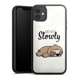 DeinDesign iPhone 11 Handy Gallery Case Handyh&uuml;lle 9H Geh&auml;rtetes Glas R&uuml;ckseite H&uuml;lle Animals Sloth Lazy Sunday Gallery Case