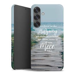 DeinDesign Galaxy S25+ Handy Premium Case Smartphone Handyh&uuml;lle Schutzh&uuml;lle gl&auml;nzend Spruch Beach Statement Premium Case