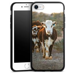 DeinDesign iPhone SE (2022) Handy Slim Case extra d&uuml;nn Silikon Handyh&uuml;lle schwarz H&uuml;lle Farmer Calf Cow Silikon Slim Case