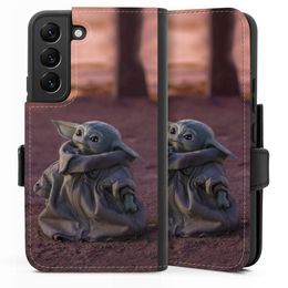 DeinDesign Galaxy S22 Handy Klapph&uuml;lle Handyh&uuml;lle aus Kunst Leder schwarz Flip Case The Child Star Wars Baby Yoda Sideflip mit langer Lasche