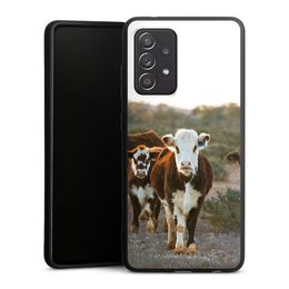 DeinDesign Galaxy A52s 5G Handy Premium Silikon H&uuml;lle Handyh&uuml;lle schwarz Case Cow Farmer Calf Silikon Premium Case