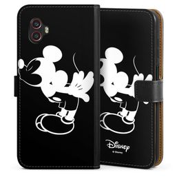 DeinDesign Galaxy XCover 6 Pro Handy Klapph&uuml;lle Handyh&uuml;lle aus Kunst Leder schwarz Flip Case Disney Official Licensed Product Mickey Mouse Sideflip mit langer 