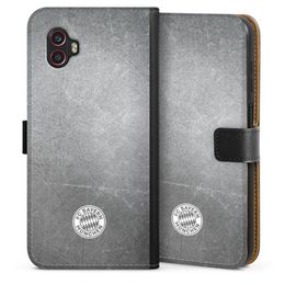 DeinDesign Galaxy XCover 6 Pro Handy Klapph&uuml;lle Handyh&uuml;lle aus Kunst Leder schwarz Flip Case Fc Bayern M&uuml;nchen Fcb Concrete Sideflip mit langer Lasche