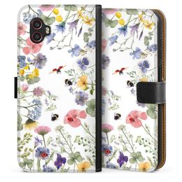 DeinDesign Galaxy XCover 6 Pro Handy Klapph&uuml;lle Handyh&uuml;lle aus Kunst Leder schwarz Flip Case Muster Flowers Bee Sideflip mit langer Lasche