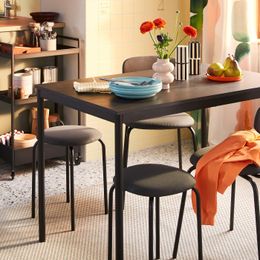 IKEA SANDSBERG Tisch