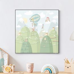 Wechselbild Wald mit H&auml;usern und Tieren